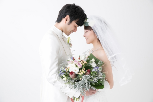 仏滅に結婚式を挙げるのは良くない？メリットとデメリットを紹介！ All Right Info